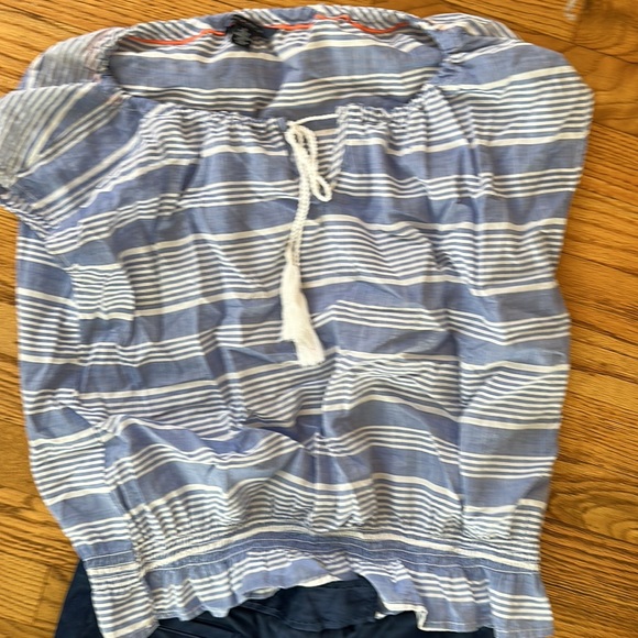Tommy Hilfiger | Tops | Nautical Cape Cod Beach Outfit Shirt Navy Capri ...